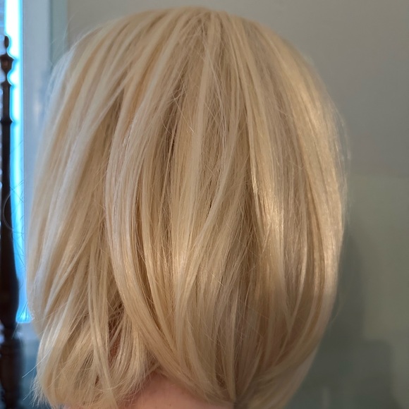 It Tress | Hair | Top Model Synthetic Hair Wig By It Tress Short Blonde ...